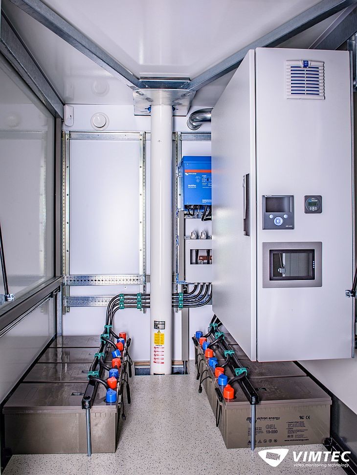 Service Team Döbeln: Innovation with Victron Energy products - Victron ...