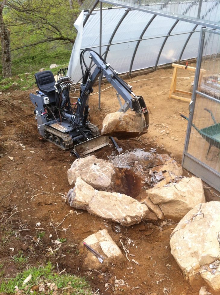 Electric Earth Moving - Victron Energy