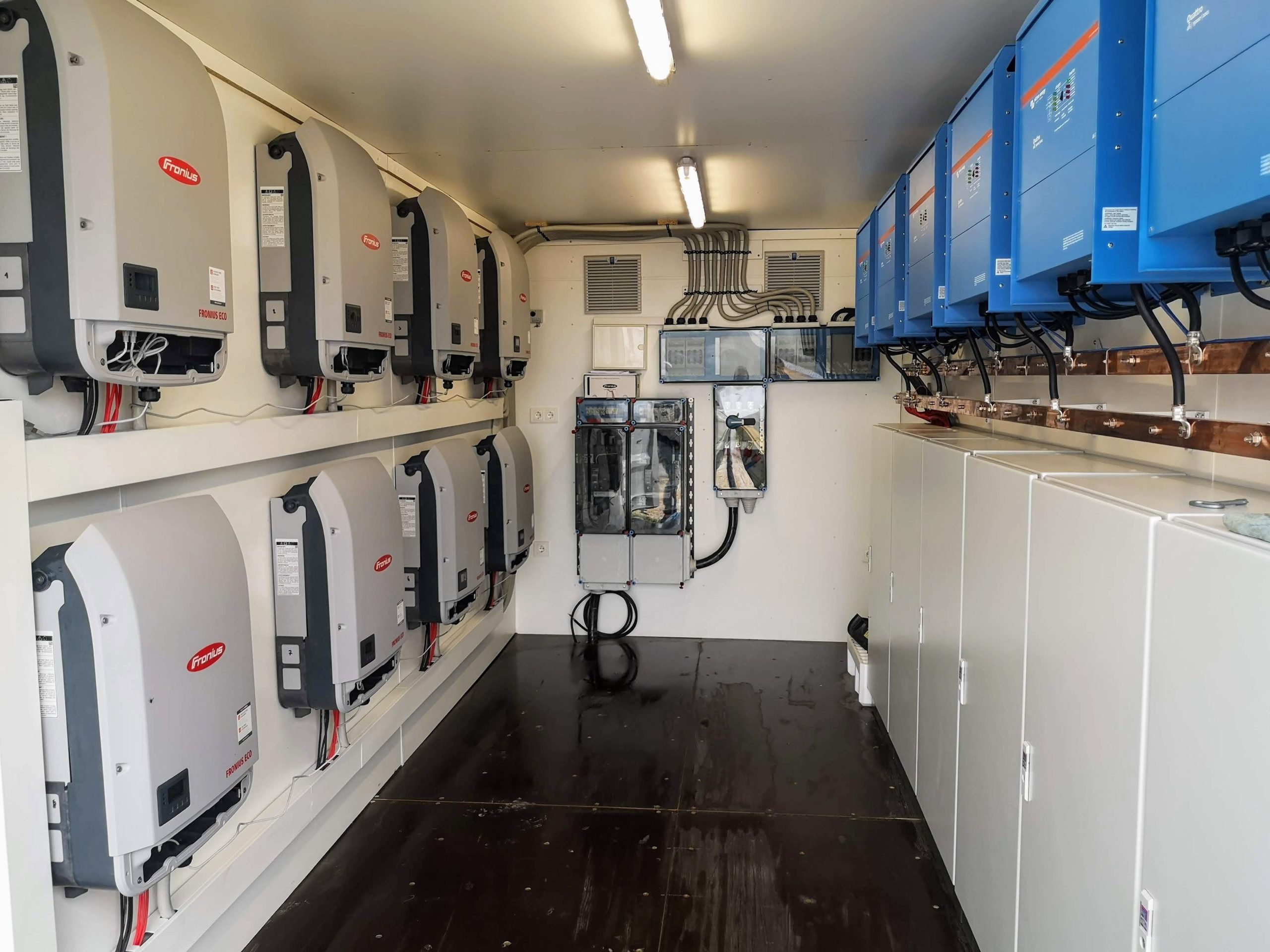 VIC – ESS turnkey power container | Victron Energy