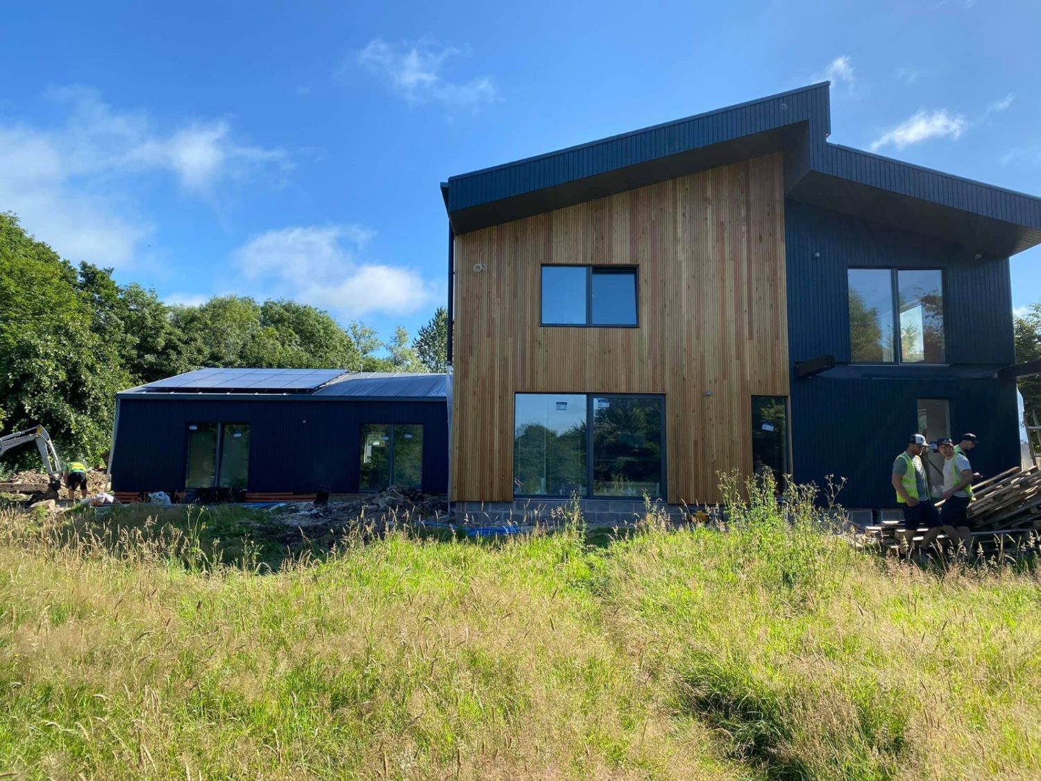 Video shows ESS installation - Victron Energy