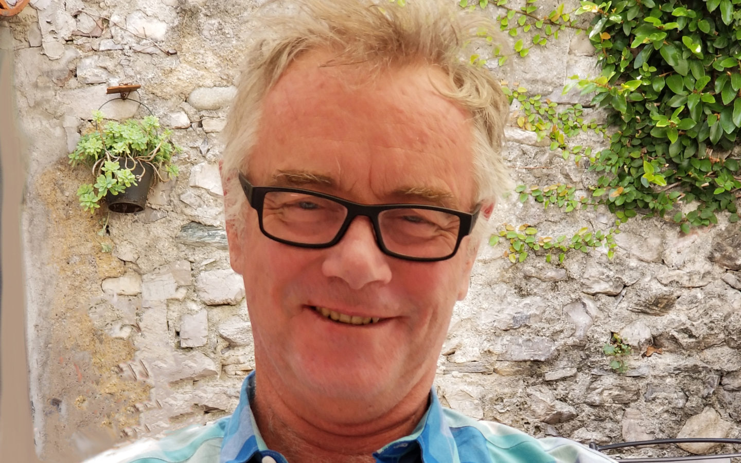 Connecting different sized Victron Energy PV modules: Series or ...