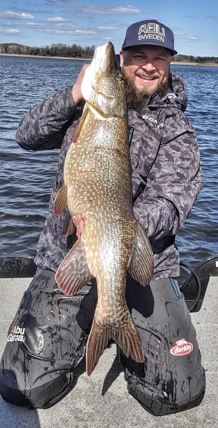 Predator Fishing - Catching Sweden's big Pike - Victron Energy