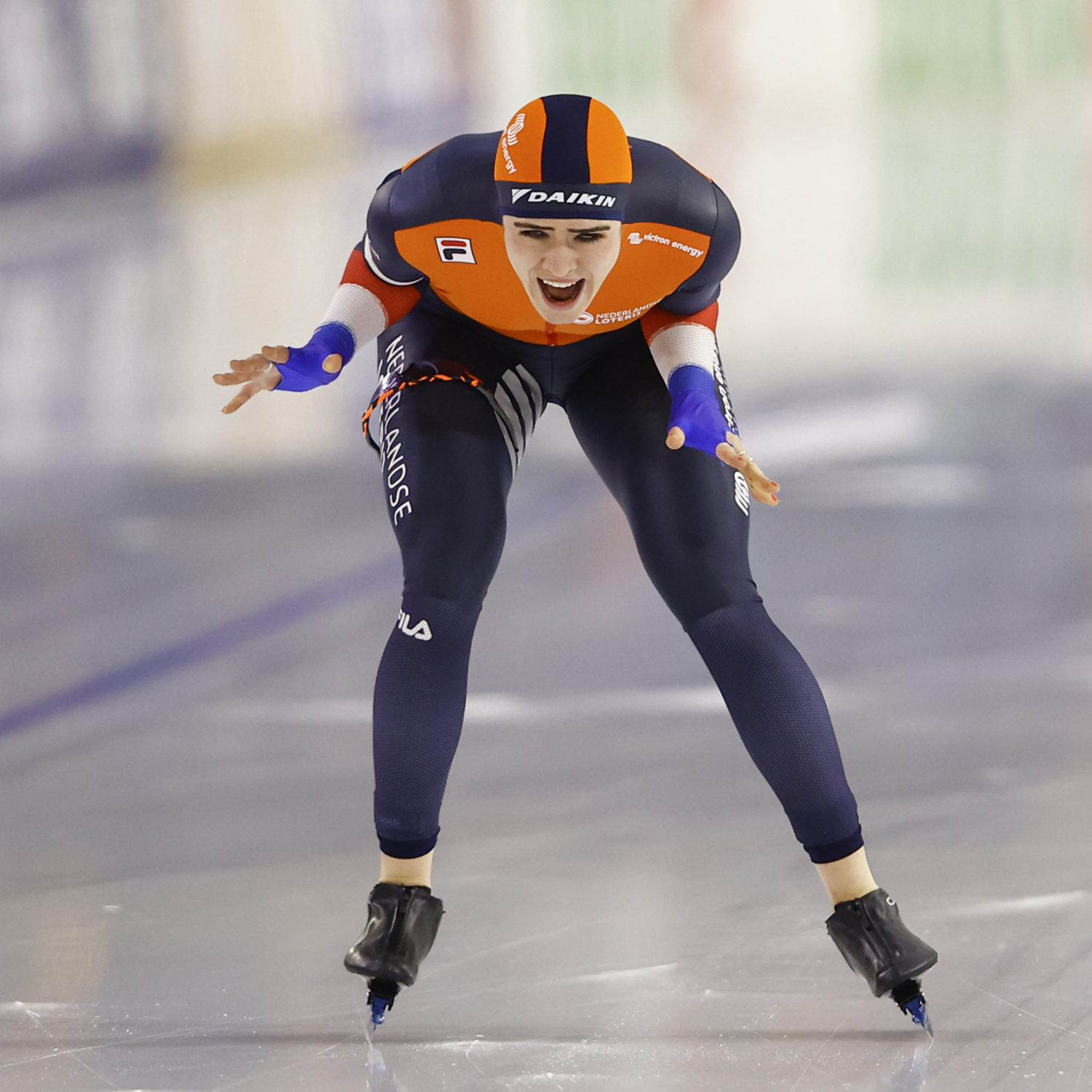 Isabel Grevelt climbs podium during World Cup in the Netherlands ...