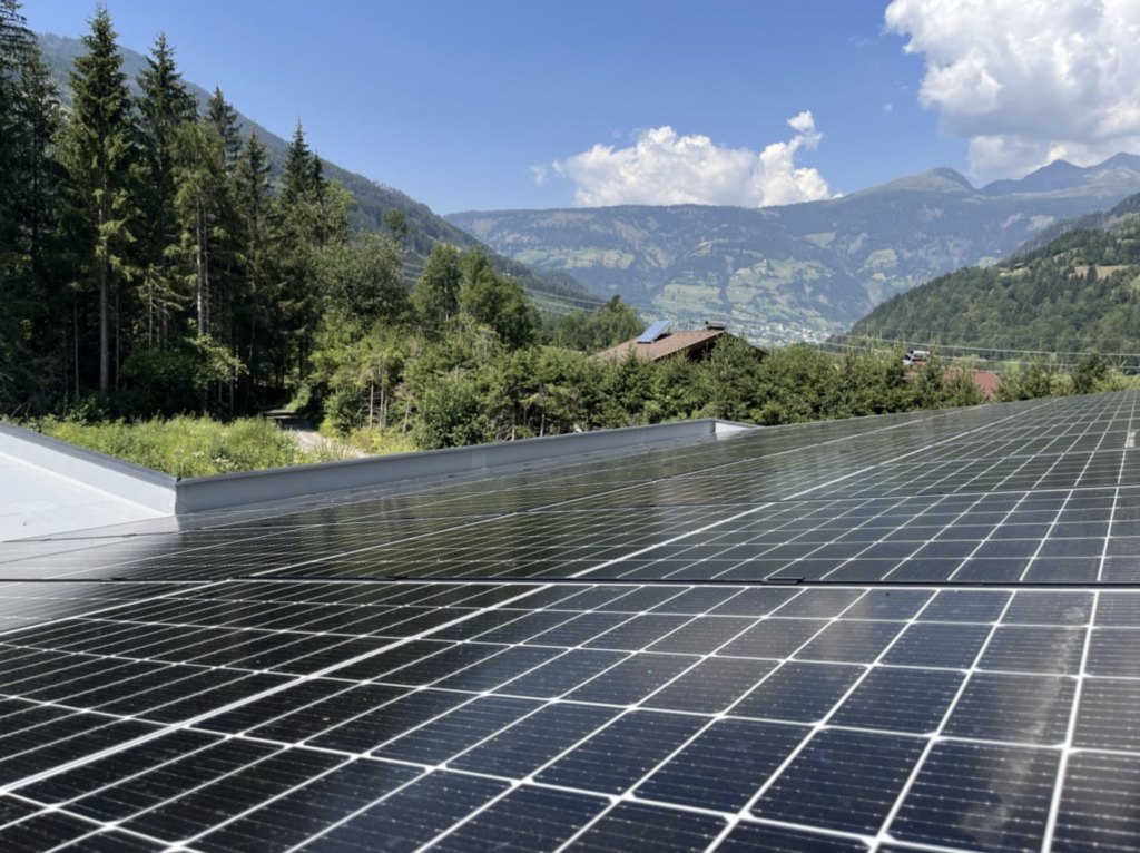 Stylish mountain eco homes have ESS - Victron Energy