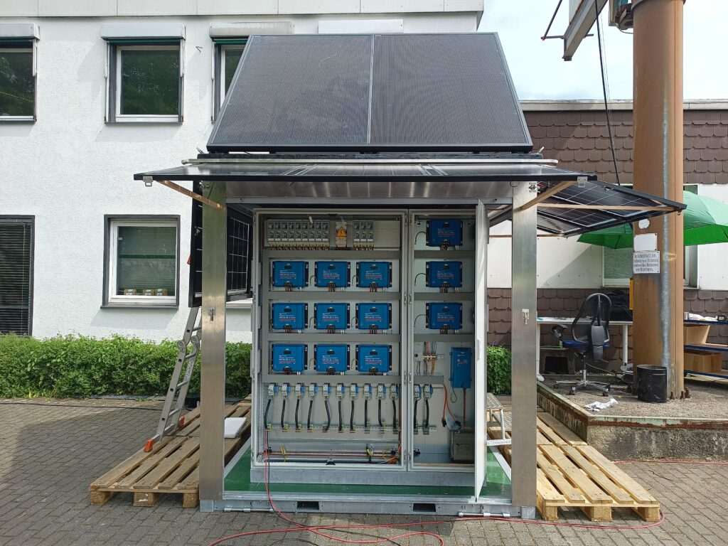 World's first solar-powered ferris wheel - Victron Energy